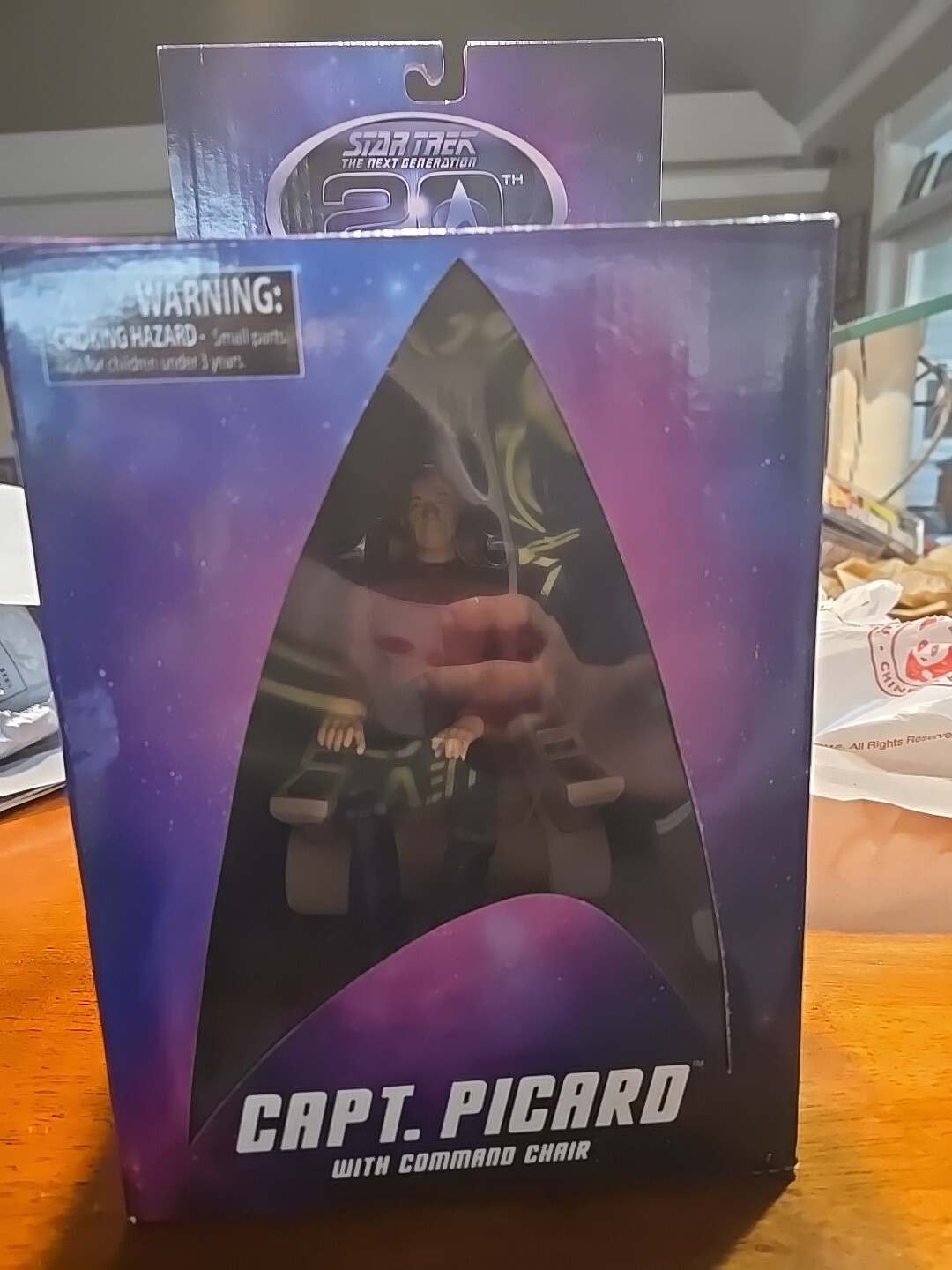 Star Trek TNG Captain Picard w/ Command Chair 7" Action Figure 20th ...