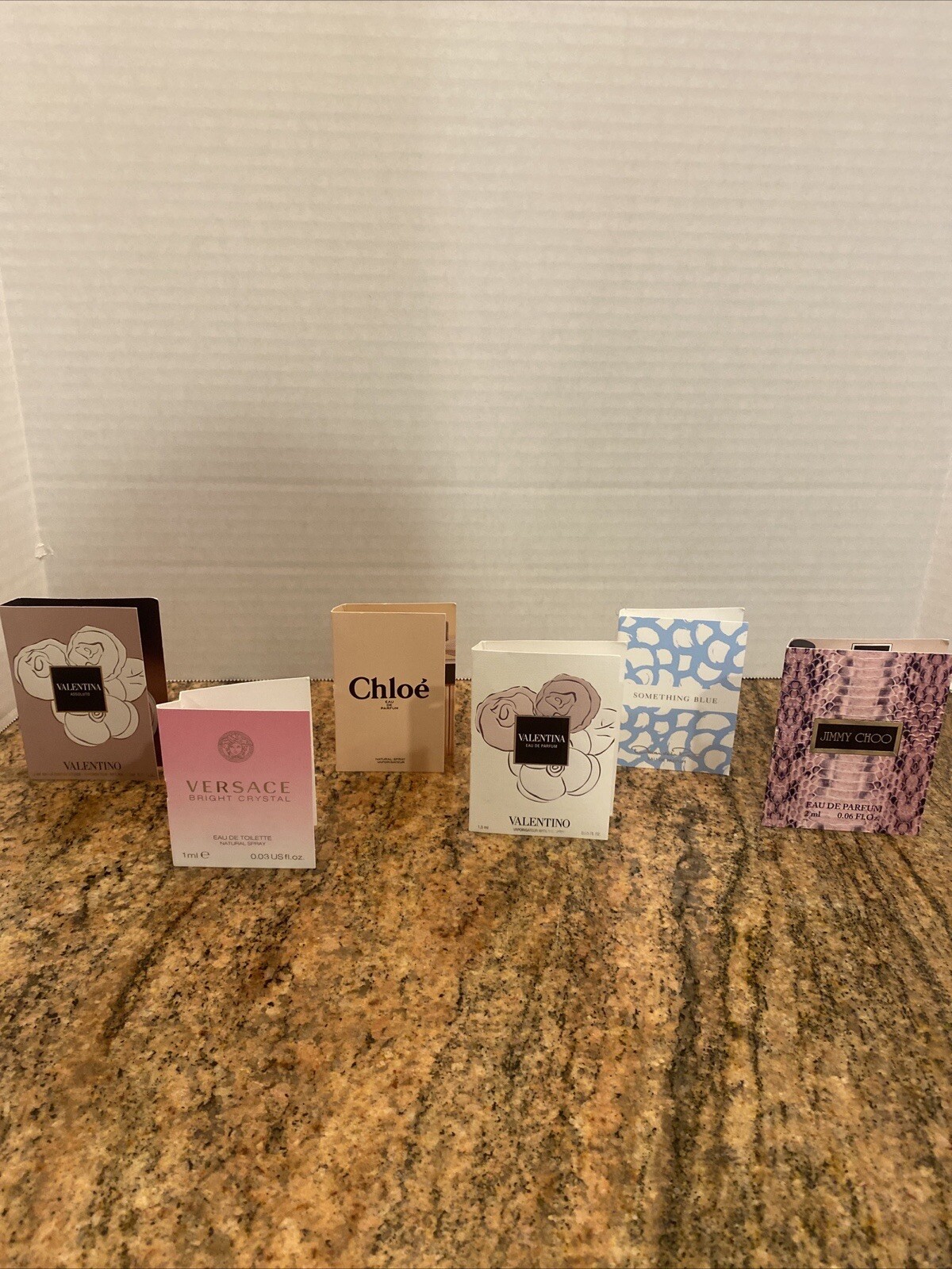 Lot Of 6 Designer Womens Perfume Samples Chloe Versace 2 Valentino ...