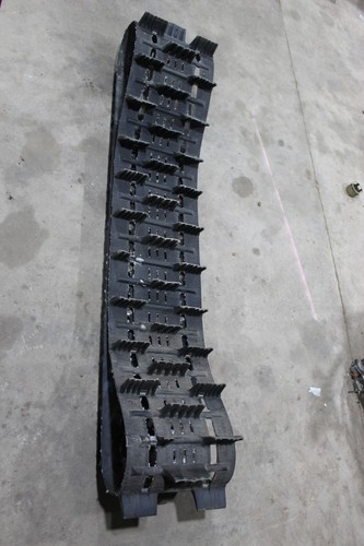 2017 Ski-doo Summit 850 E-tec 165in Track 4 Damaged Lugs 165 x 16 x3" 3 ...