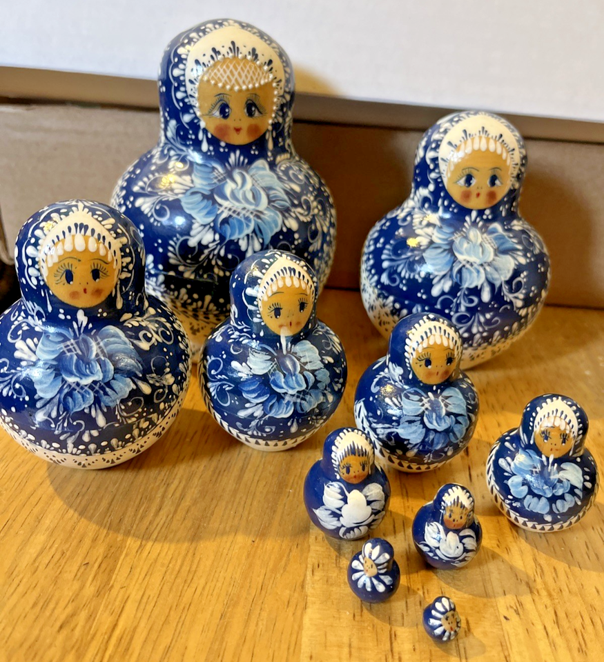 Vintage NESTING DOLLS 10 Pc LADIES in BLU Elaborate ART WORK Signed ...