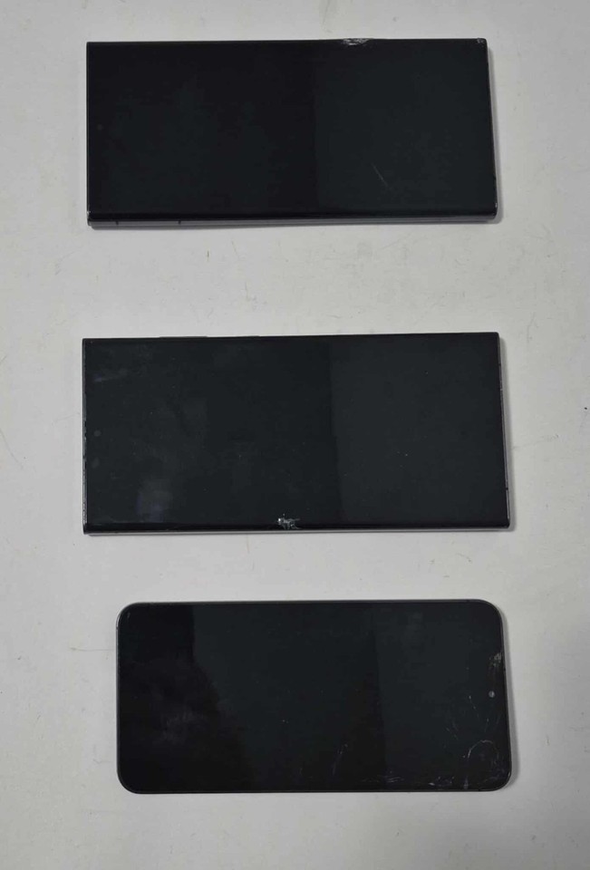 Lot of 3X LCD Samsung Galaxy S23 Ultra, S23 & S22 Ultra With Frame (For ...