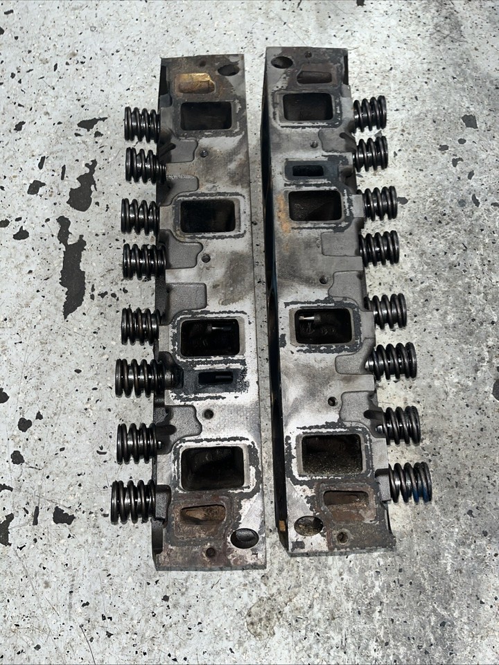 Ford FE 427 Medium Riser C5AE-F Cylinder Heads | eBay
