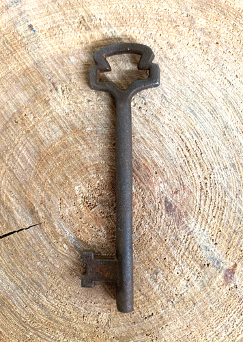 old antique vintage model collectable tarnish rusty iron key 3.6 inches ...