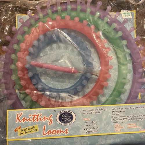 Classic Knit Knitting Round Loom Set T1950 w/ Yarn Needle & Loom Pick ...