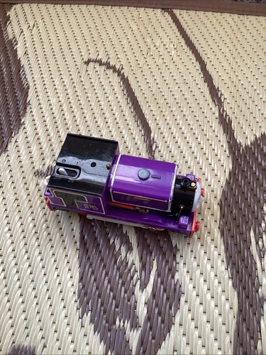 Thomas & Friends Trackmaster Charlie Motorized Engine 2009 Mattel Works ...