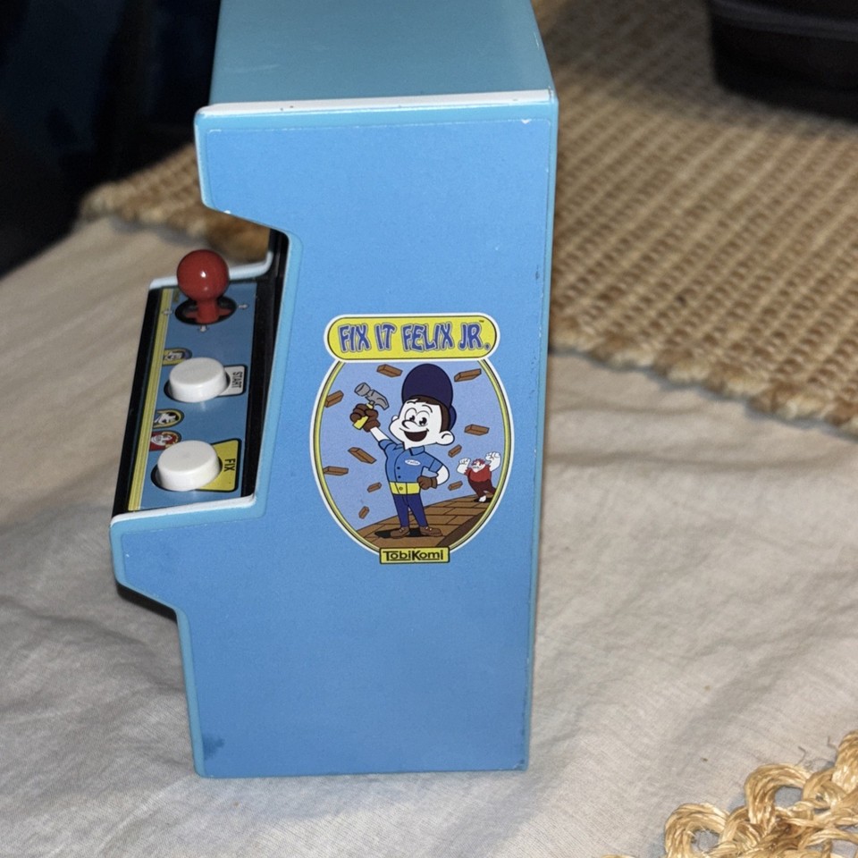 Disney Fix It Felix Jr. Mini Arcade Game Handheld Machine Wreck It ...