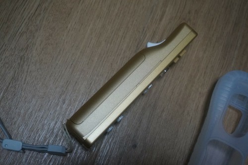 Gold Wii Remote ZELDA SKYWARD SWORD Special Edition Controller Clean ...