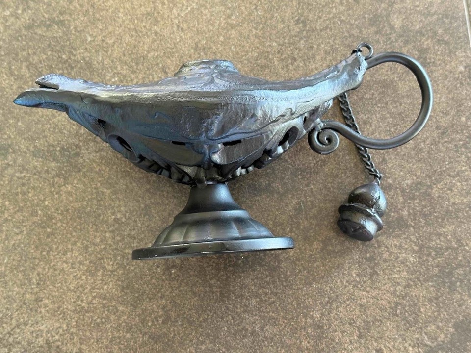 Vintage Cast Iron Genie Lamp Home Decor Incense Burner Aladdin Candle ...
