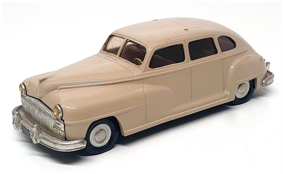 Sun Motor Co. 1/43 Scale L01A - 1946 DeSoto -Suburban Maroon WHITE ...