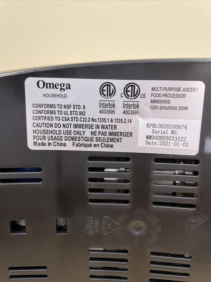 OMEGA MM900HDS Low Speed Masticating Celery Juicer- Silver - Juicer ...