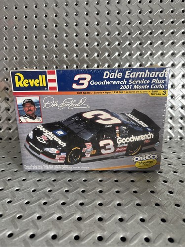 Revell Dale Earnhardt Model 85-2375 2001 Monte Carlo Goodwrench #3 ...