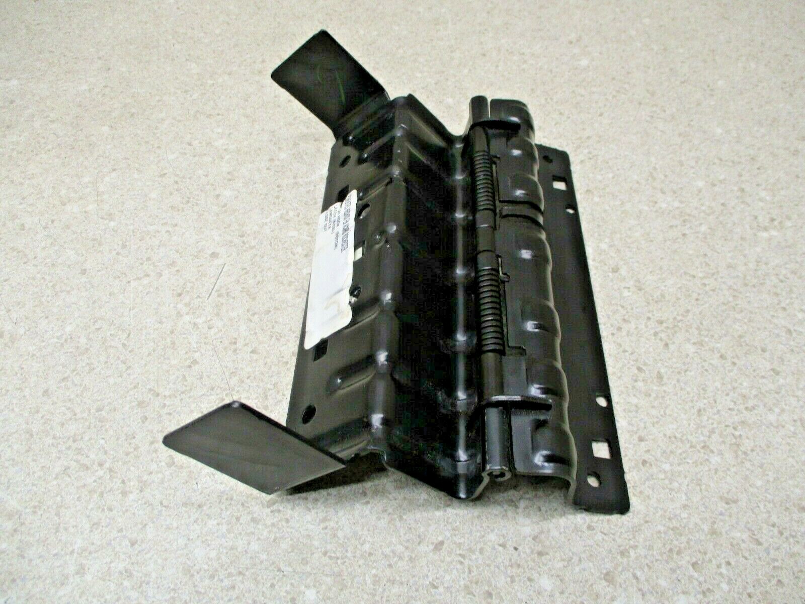 15134843 2007 to 2014 Chevrolet GMC Center Console Lid Armrest Hinge ...