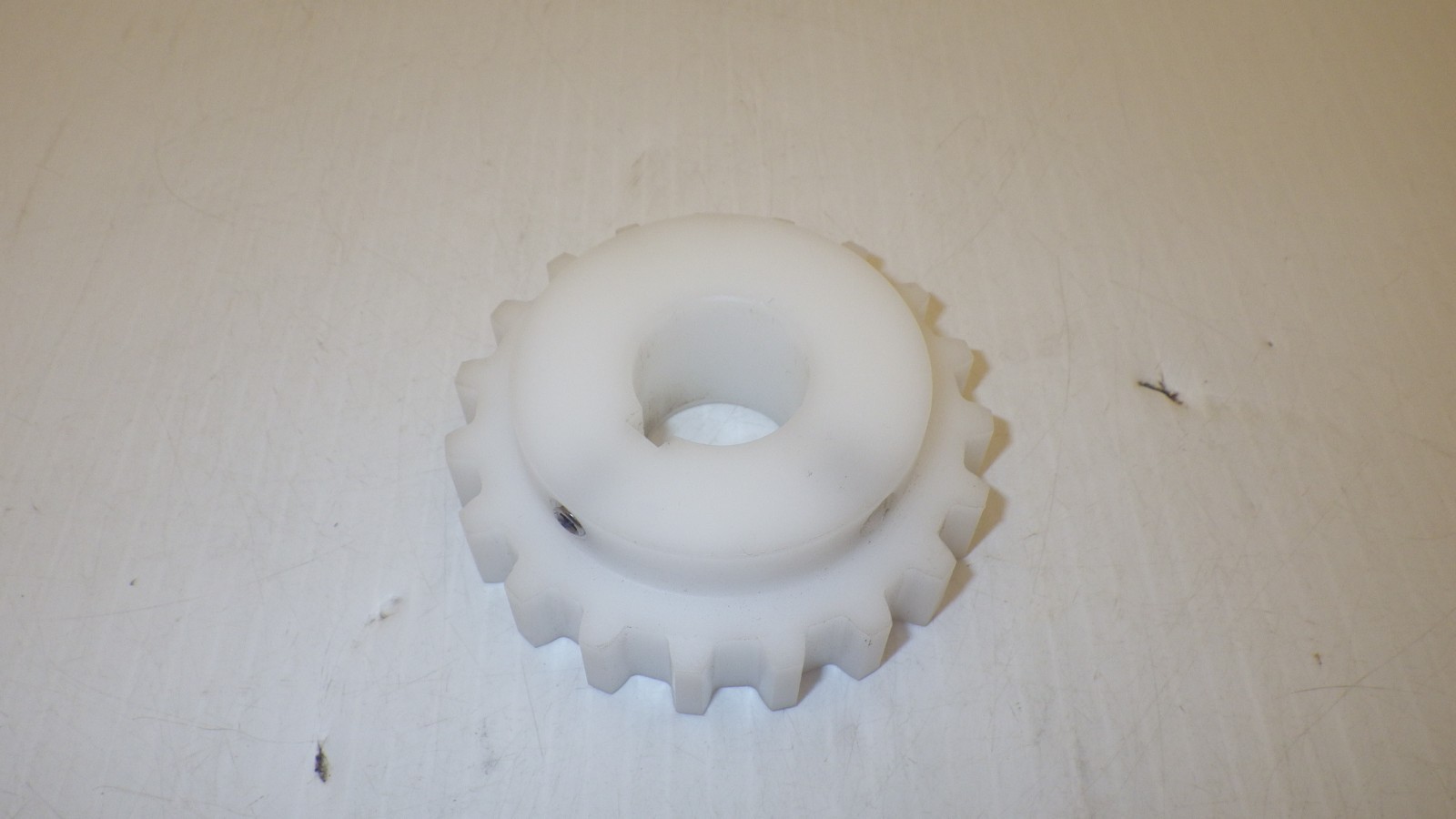 WHITE TEFLON SPROCKET GEAR 1" BORE 3-1/4" AND 2-7/16" OD 11/16" THICK ...