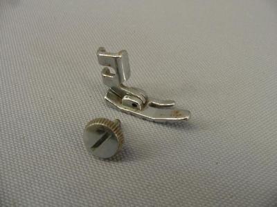 Singer 285 285J Part – Hinged Presser Foot & Thumb Screw | eBay