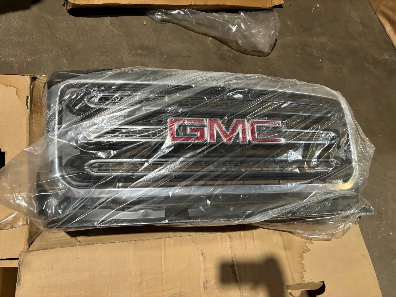 2015-2020 GMC Canyon Genuine GM Front Grille OEM NEW 84733966 | eBay