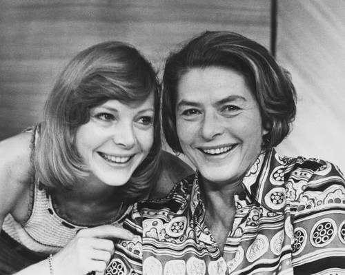 English Actress Barbara Ferris And Swedish Actress Ingrid Bergman 1973 ...