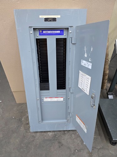 SQUARE D 150 AMP MAIN LUG NF PANELBOARD 480Y/277 VAC 3 PHASE 4 WIRE 42 ...