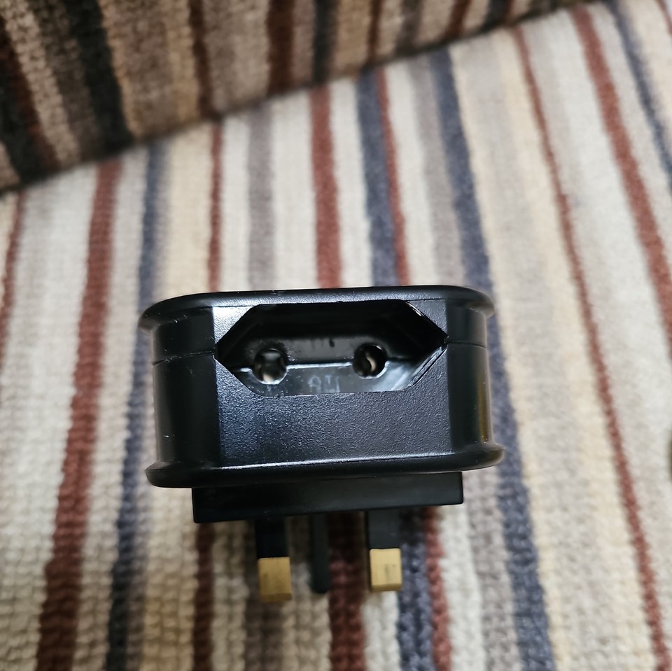 Trust 2 Pin eu plug converter To Uk Adaptor, simple plug in no screw ...