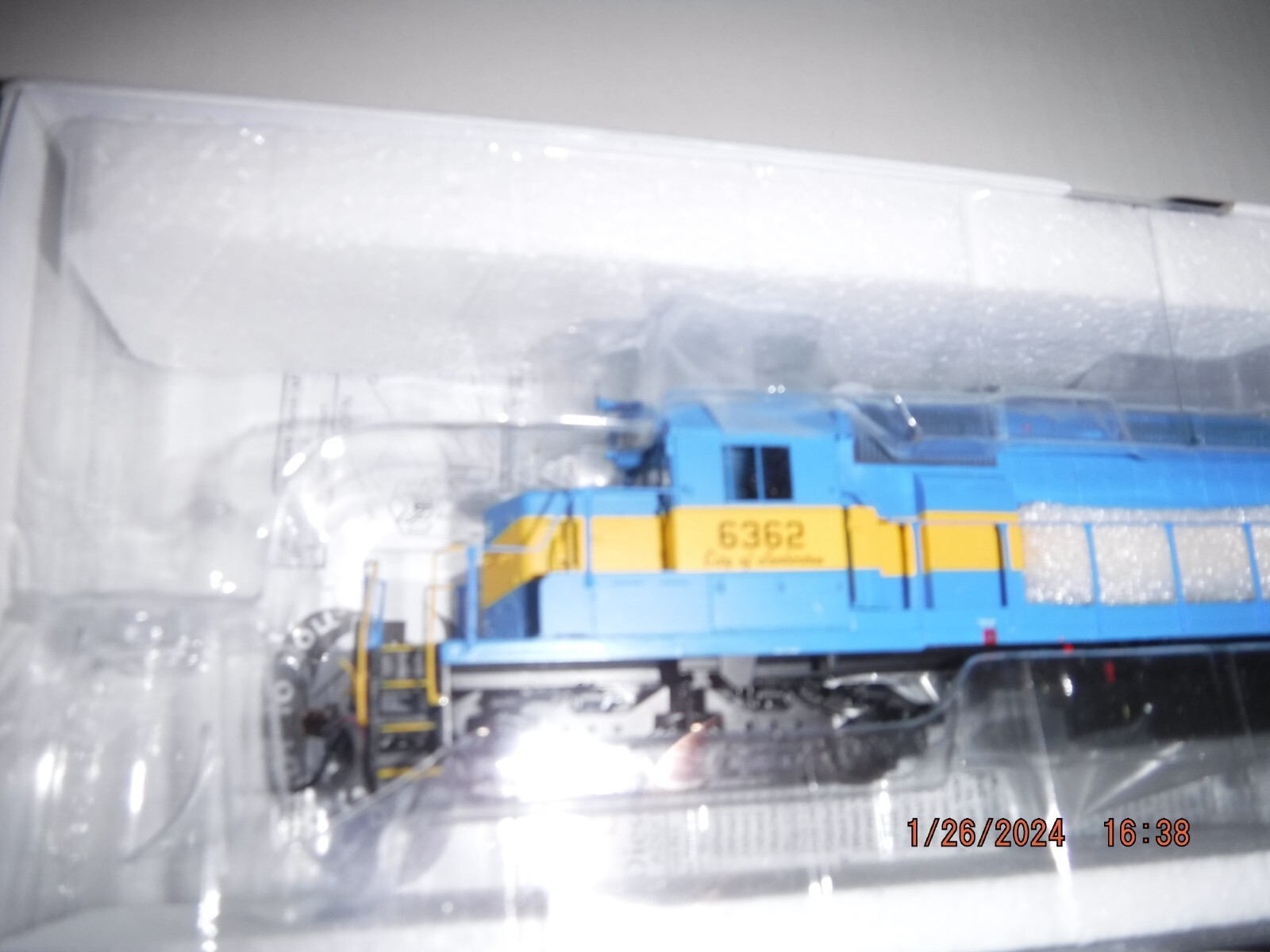 ATHEARN DAKOTA MINNISOTA & EASTERN SD40-2 HO LOCOMOTIVE #6362 - DCC ...