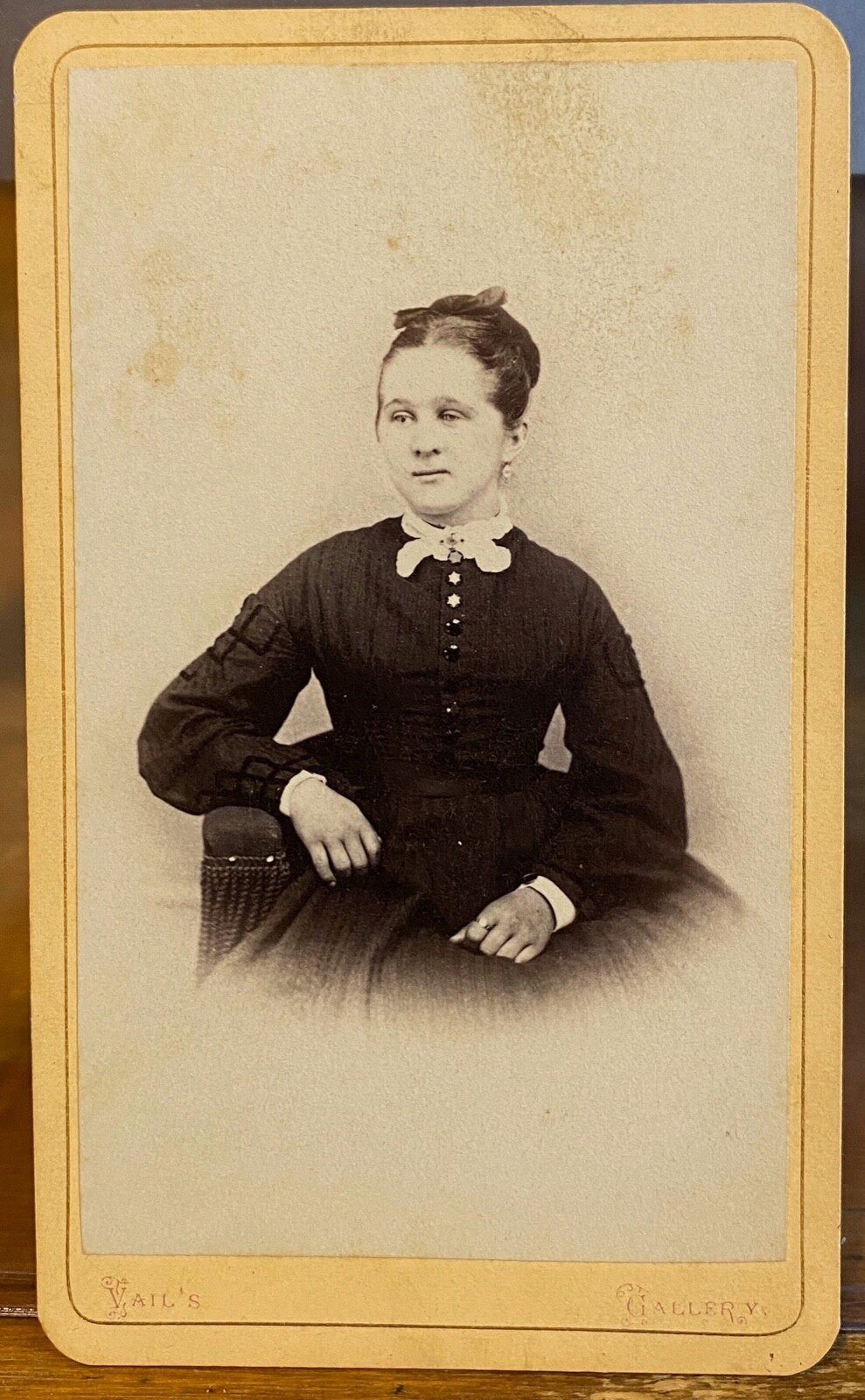 CDV Woman with Star of David Buttons J. G. VAIL Studio Geneva New York ...