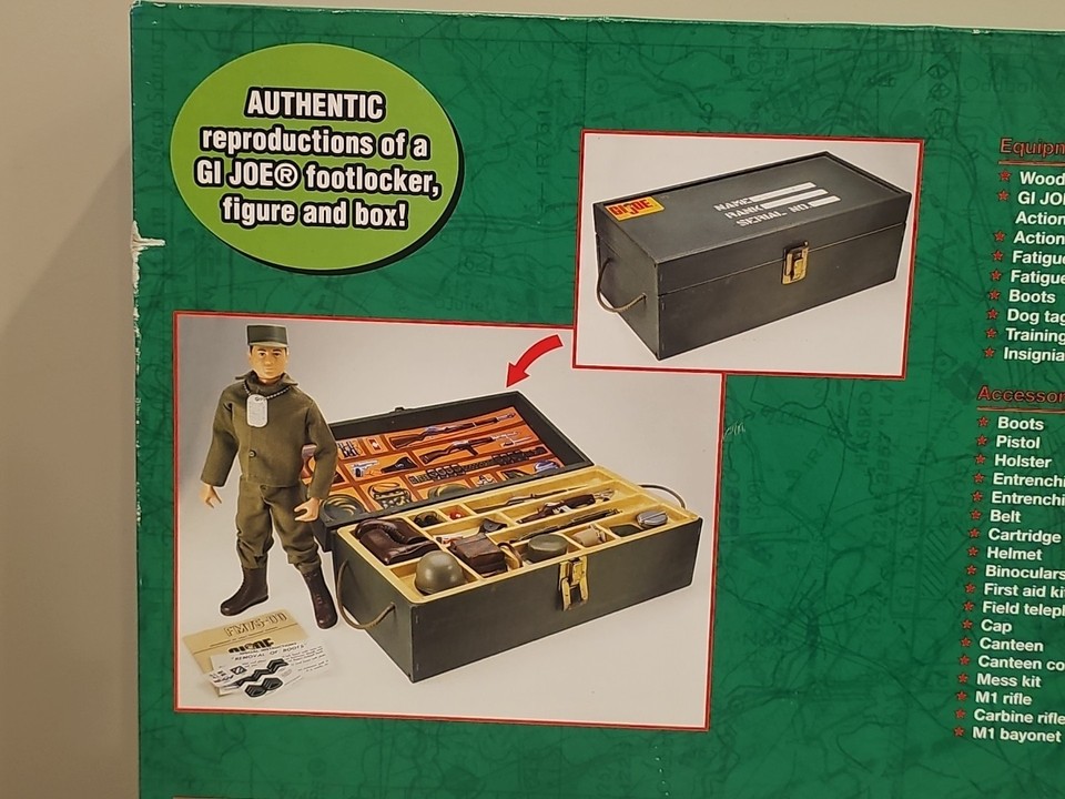 GI JOE 40 ANNIVERSARY FOOTLOCKER AND 1964 ACTION SOLDIER SET 2003 ...