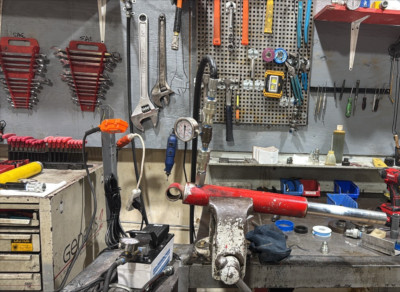 CHIEF FRAME MACHINE 685610 EZ II AND CLASSIC CORRECT LOWER RAM USED ...