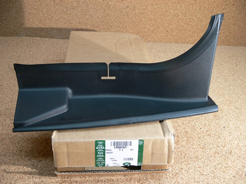 GENUINE LAND ROVER REAR LAMP ACCESS COVER RANGE ROVER 2013 LH LR066627 ...