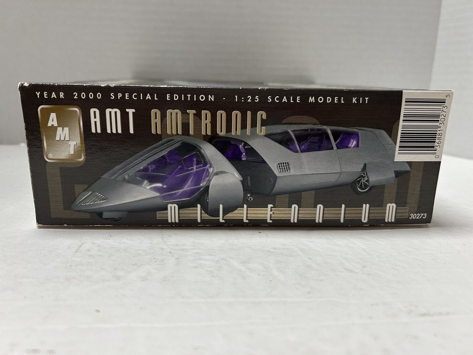 AMT Amtronic Millennium 2000 Special Edition 1:25 Scale Model Kit ...