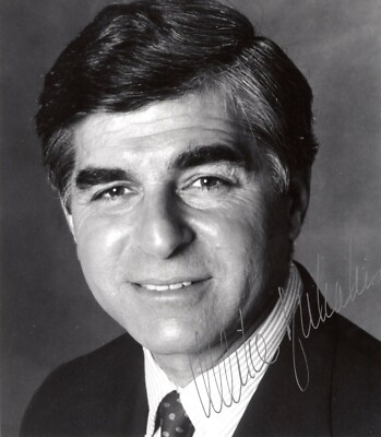 Michael Dukakis Governor Presidential Candidate Hand Signed Autograph 6 ...