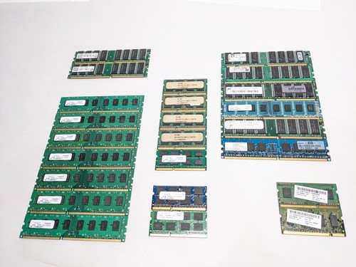 Bulk RAM lot of 24 Modules GoldenRAM Transcend Kinston Technology Etc ...