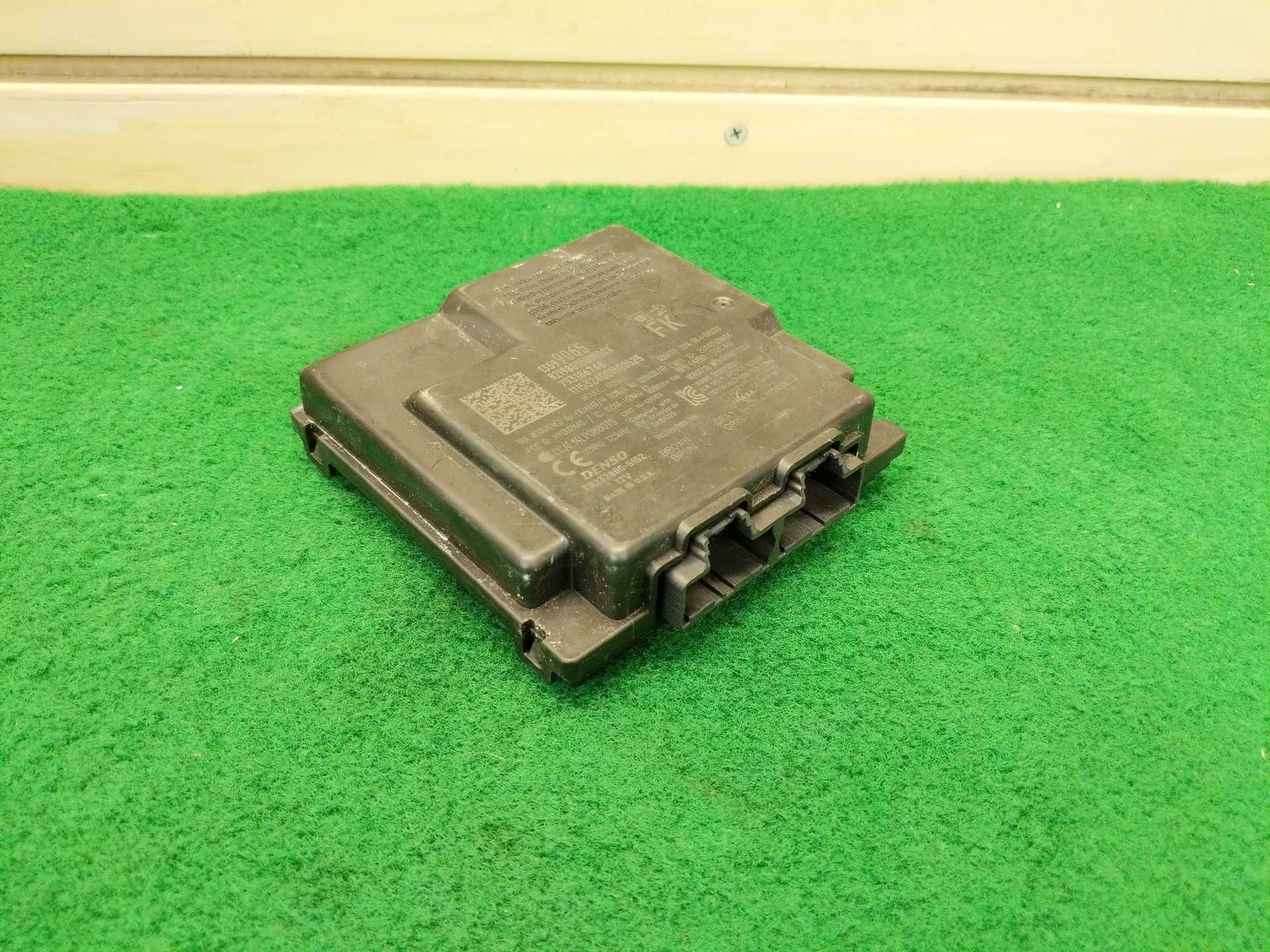 2016 Cadillac CTS-V OEM Theft-Locking Keyless Entry Module P/13599065 ...