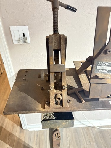 Mitchell Loft /Lie Machine With Bending Bar Been Well Loved, Mitchell ...