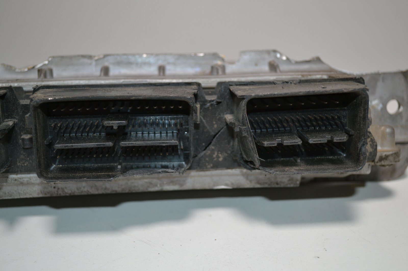 Factory Ford S66ff FOMOCO Dc3a-12a650-adj Dc3a 20121106 (broken Plug ...