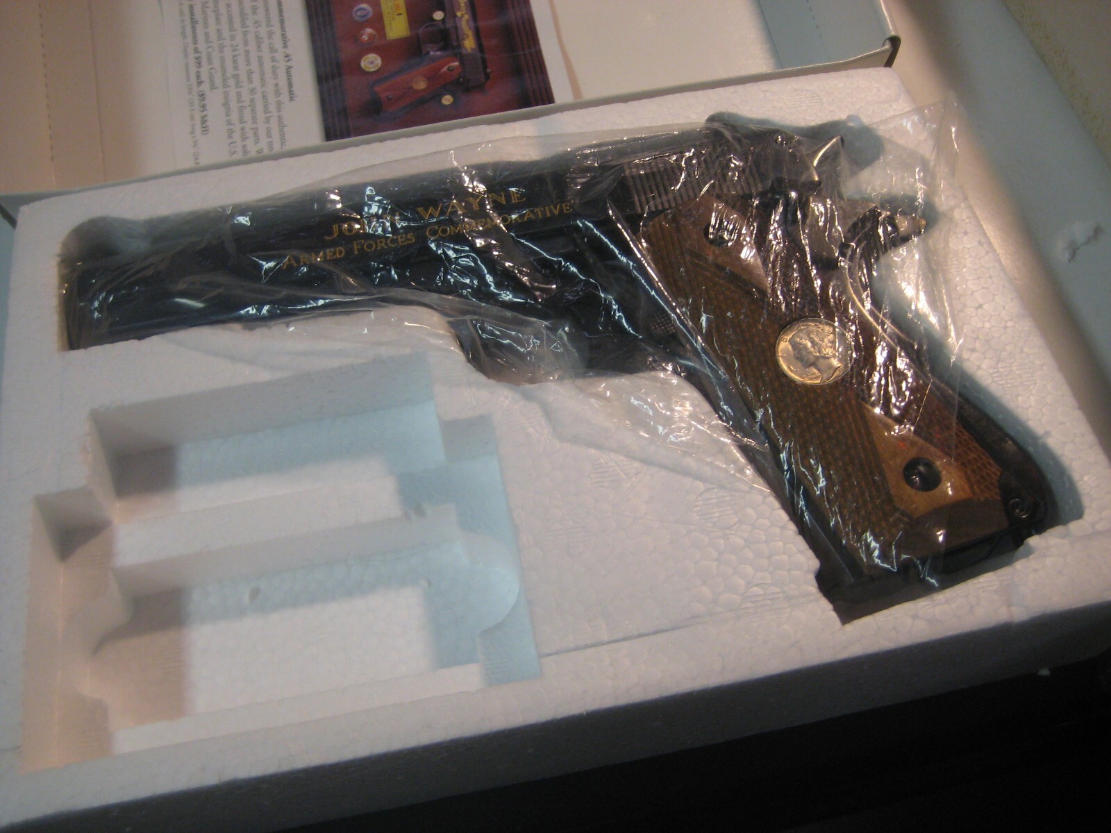 franklin mint John Wayne armed forces commemorative liberty Prop Gun | eBay