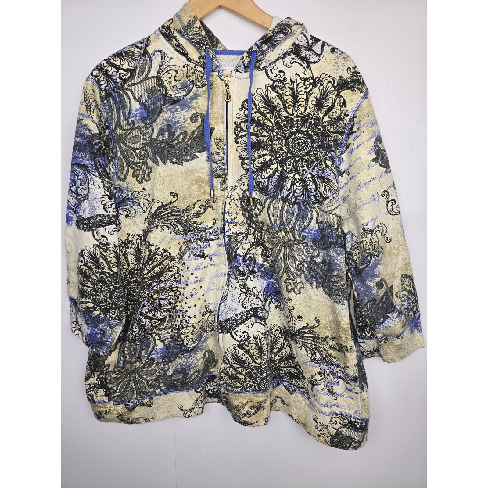 Onque Hoodie Jacket Rhinestone Embellished Zip-Up Long Sleeve Woman 2X ...