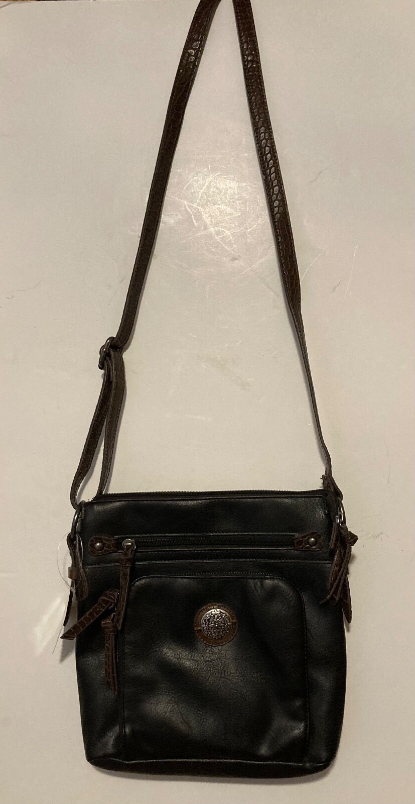 NWT Bueno of California "GAL" Crossbody/Shoulder Bag/Purse Black w ...