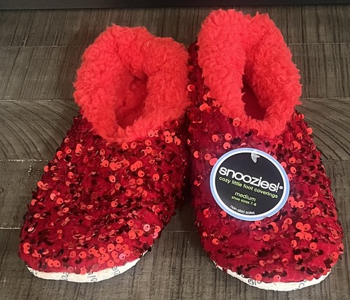 Snoozies Red Sequin Sparkle Slippers Women’s Size M (7-9) Non Skid ...