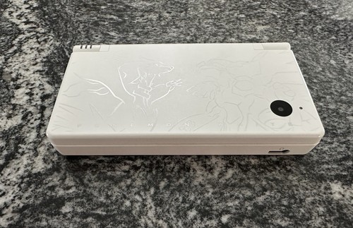 Nintendo DSi Console Pokemon Reshiram Zekrom White Limited Edition ...