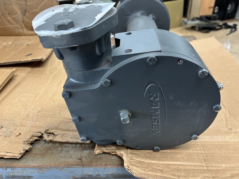 RAMSEY WINCH - MODEL HD-234R LEVER OPERATED FITS VARIOUS FLAT BED TOW ...