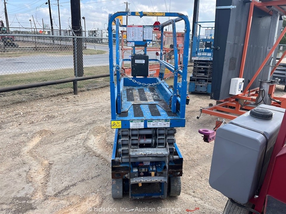 2018 Genie GS-1930 19' Electric Scissor Lift Man Aerial Platform -Parts ...