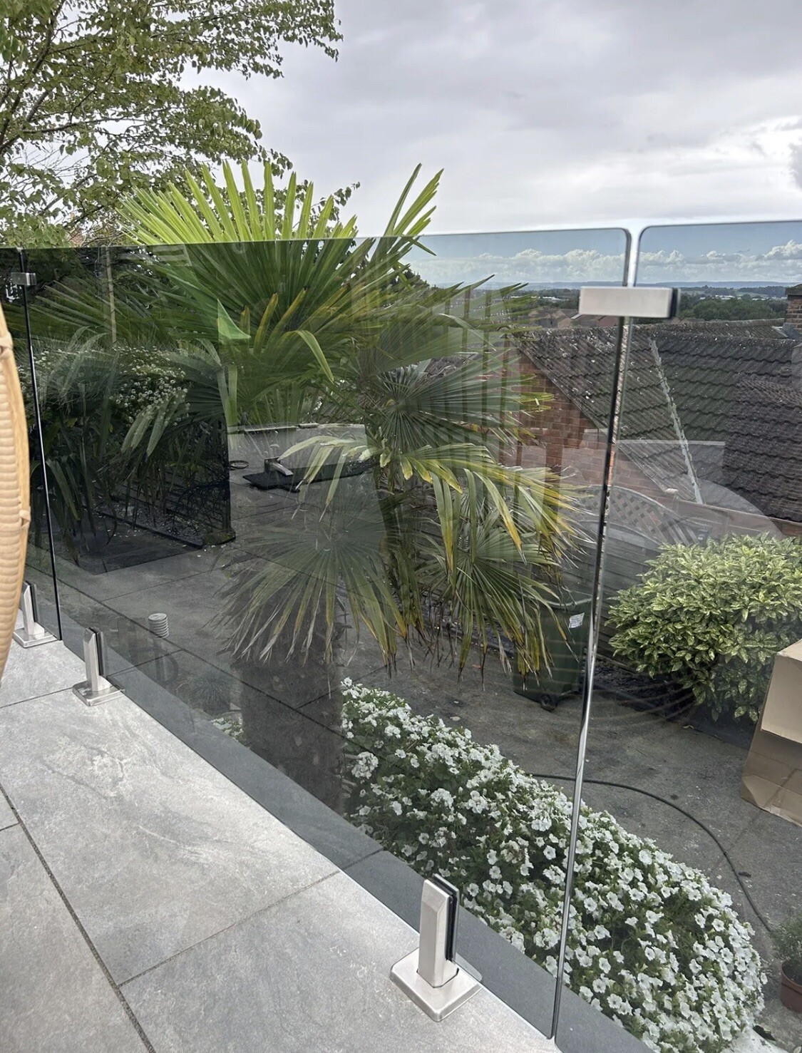 Stainless Steel 180 Degree Glass Balustrade Stiffener / Clamp 10-12mm ...