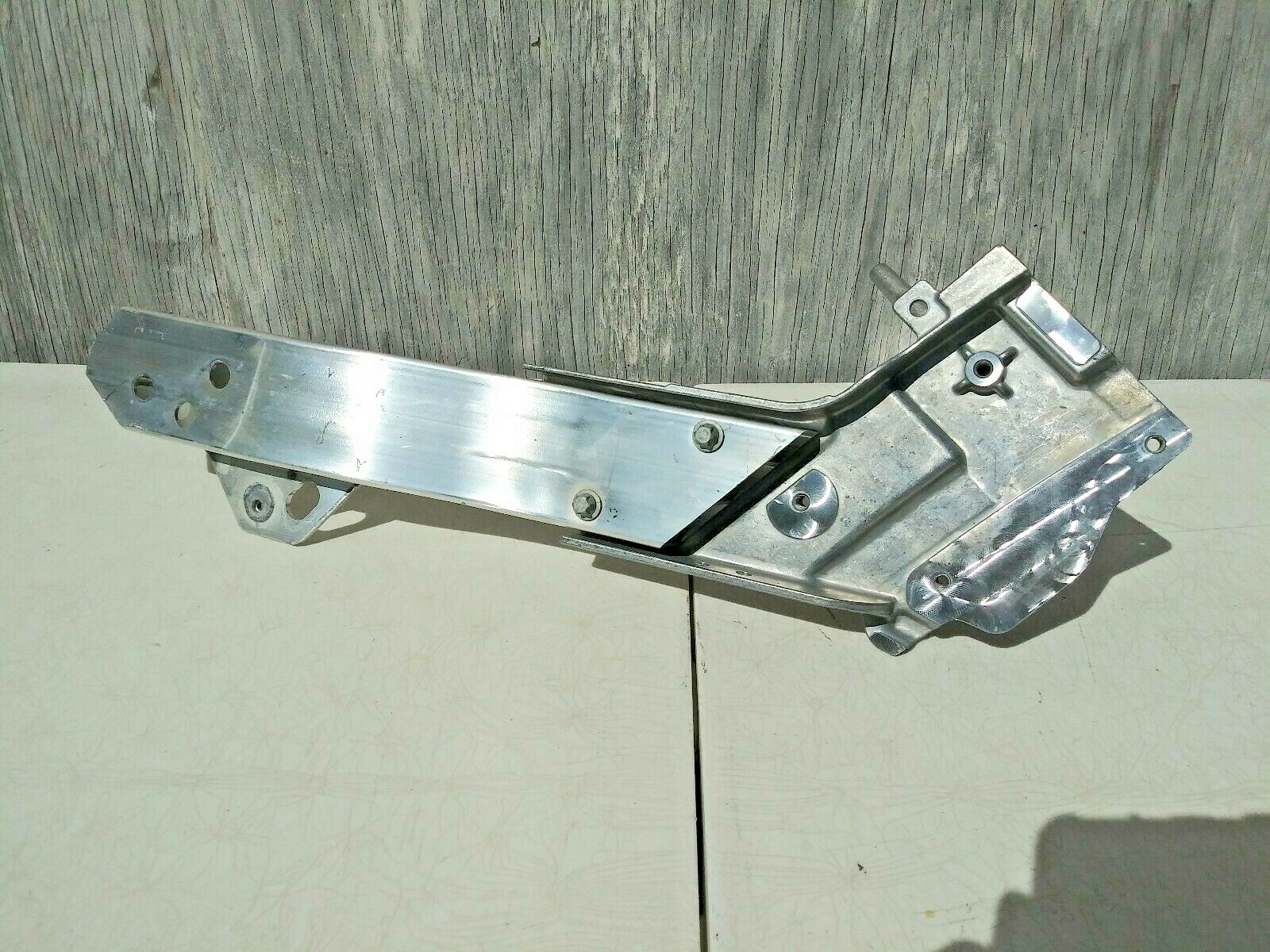 2016-2019 Mercedes-Benz CLS460/CLS53 RH Rear Support Bracket 253-621-07 ...