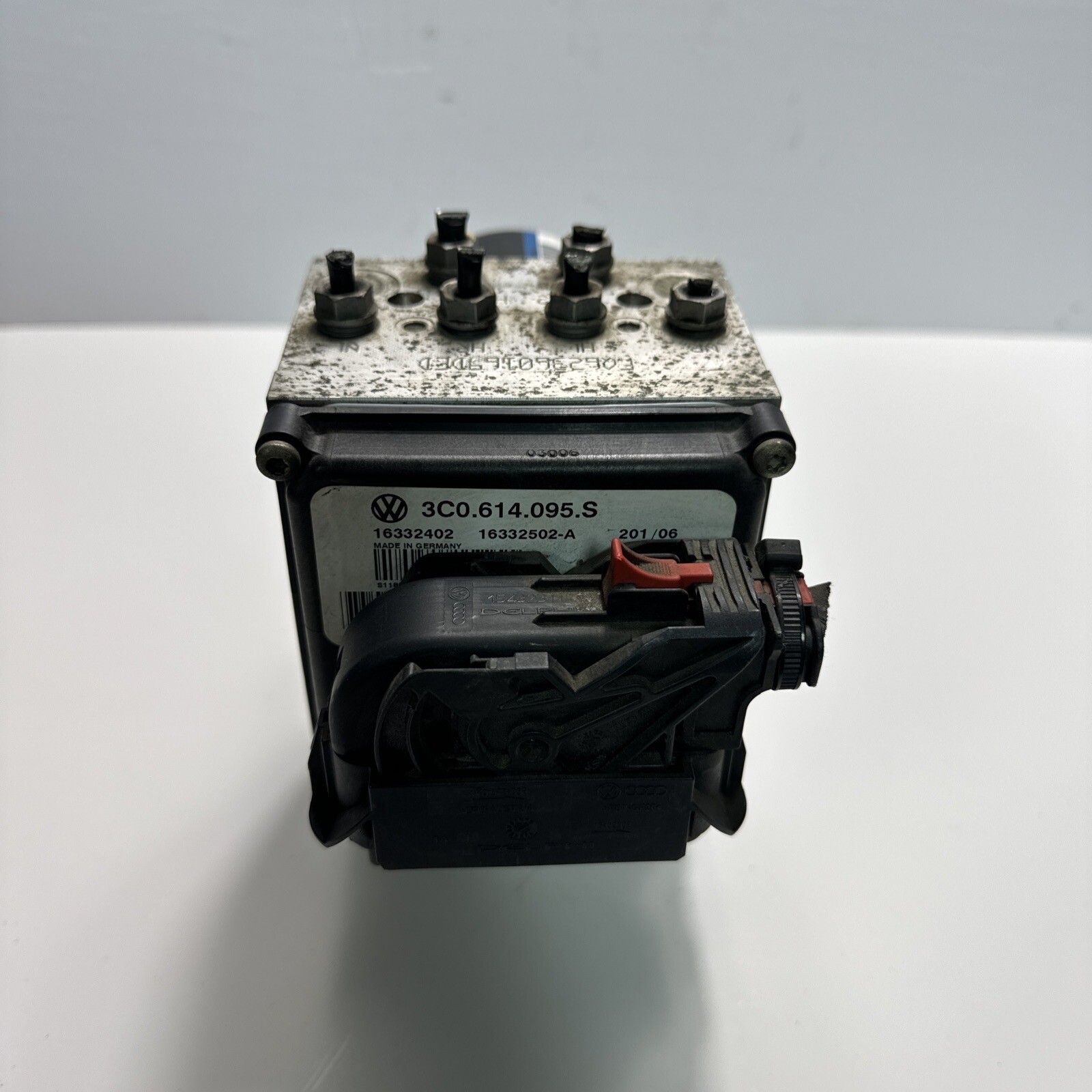2006 - 2007 Volkswagen Passat ABS Antilock pump module OEM 3C0 614 095 ...
