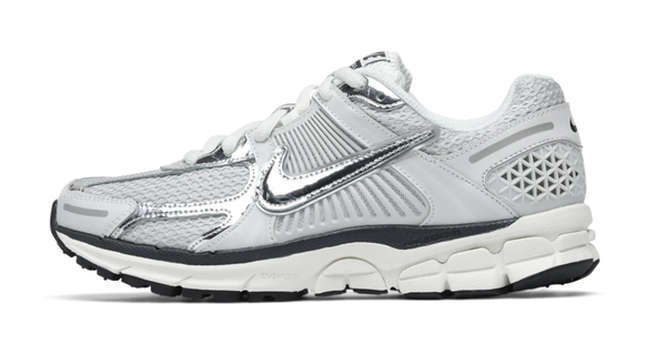 Size 5.5 - Nike Zoom Vomero 5 Photon Dust/Chrome/Gridiron/Sail 2023 for ...