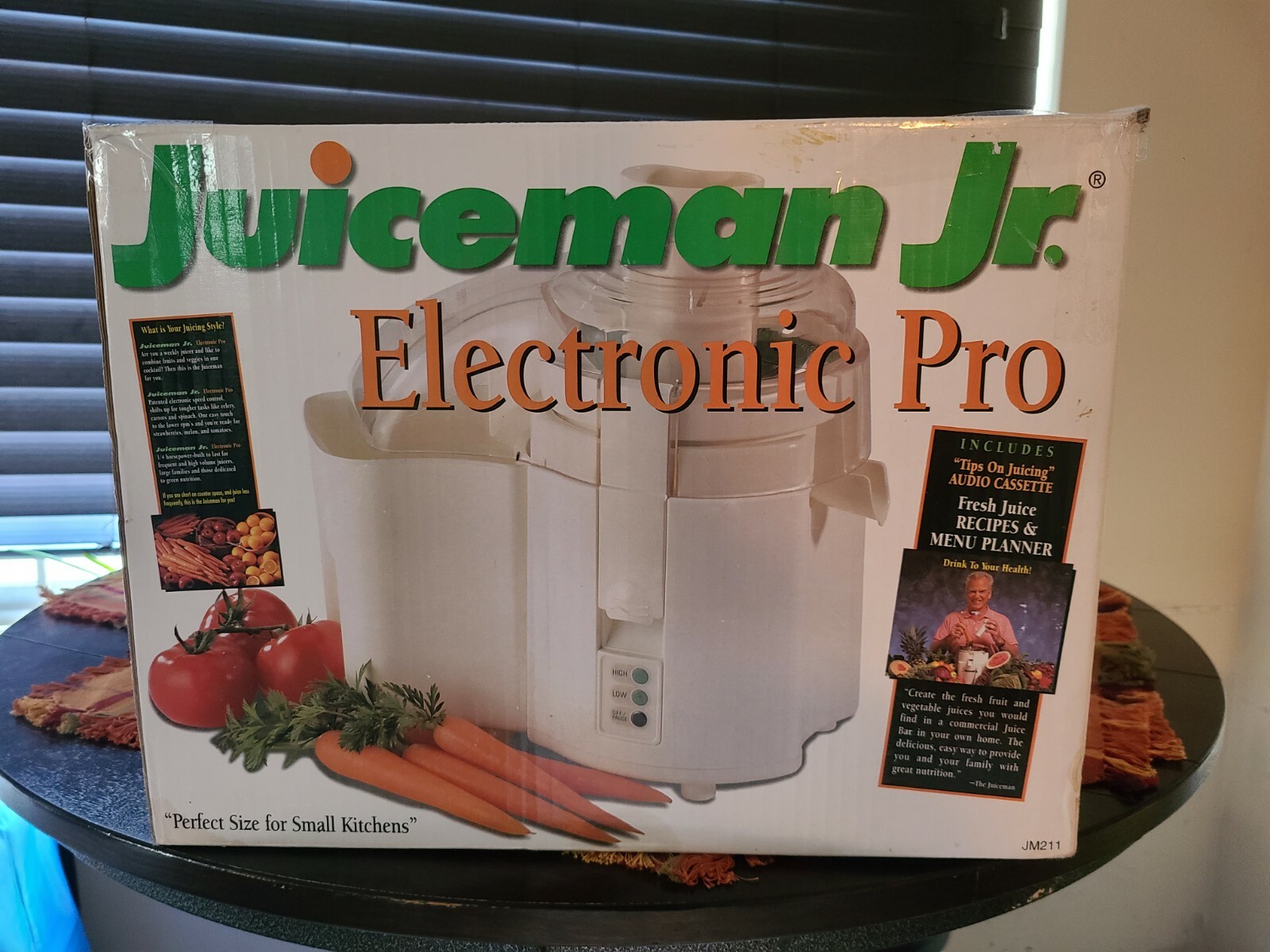 JUICEMAN JR. Electronic Pro Juicer JM211 | eBay