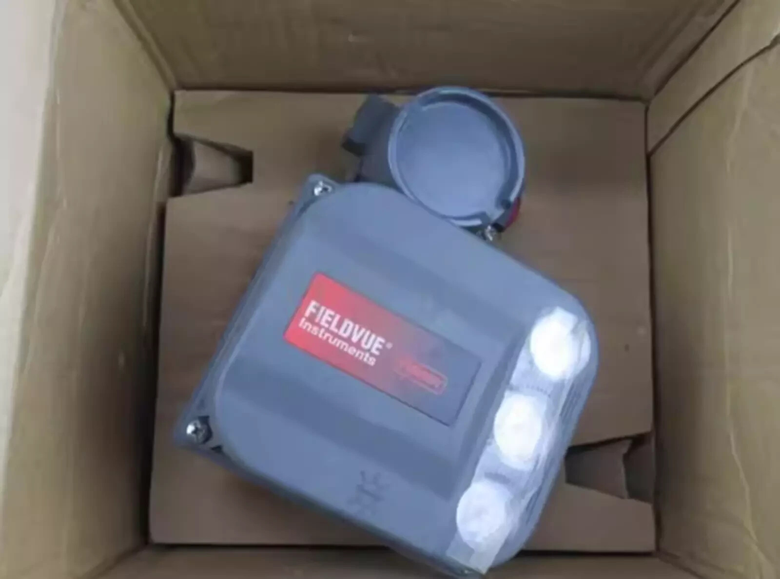 ONE NEW Fisher FIELDVUE DVC6000 Digital Valve Controller DVC6030 New in ...