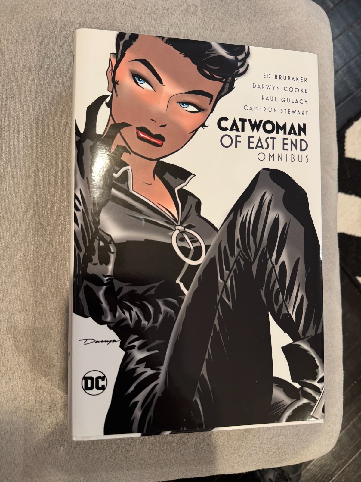 Catwoman East of End Omnibus DC Hardcover RARE Batman Selina Kyle Ed ...