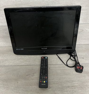 Technika X19 19" LCD DVD TV/240V 60W HDMI SCART RF-IN with Remote ...