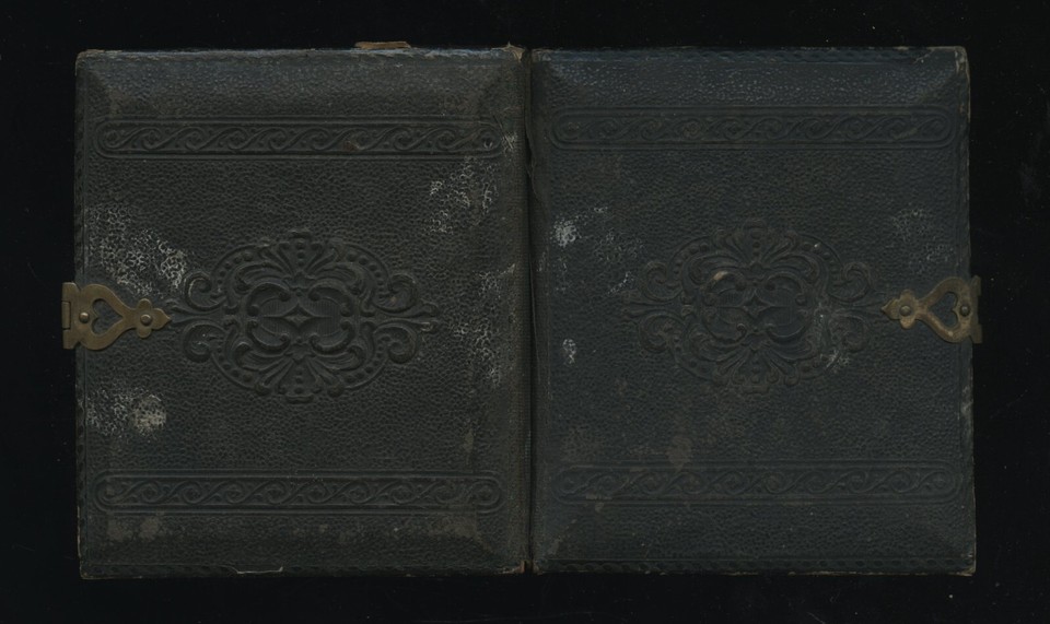 1860s photo, armed civil war soldier, cased 1/6 tintype, US belt buckle ...