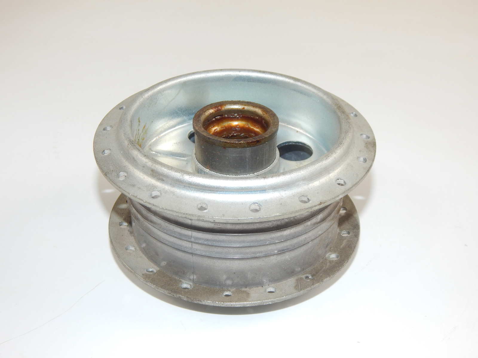VINTAGE MOTORCYCLES MOPED SCOOTER 36 SPOKES WHEEL RIM HUB D=118.70 mm ...